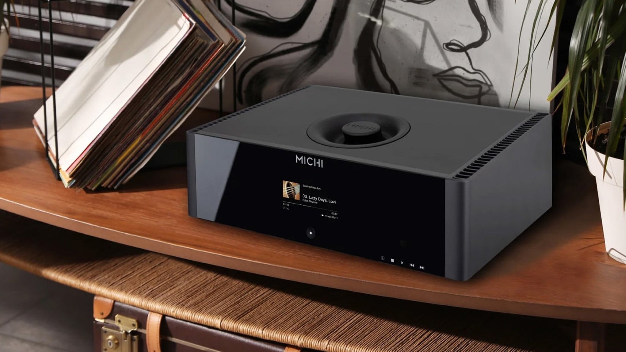 Rotel Michi Q5 Transport DAC: Not Just a CD Player | ListenUp