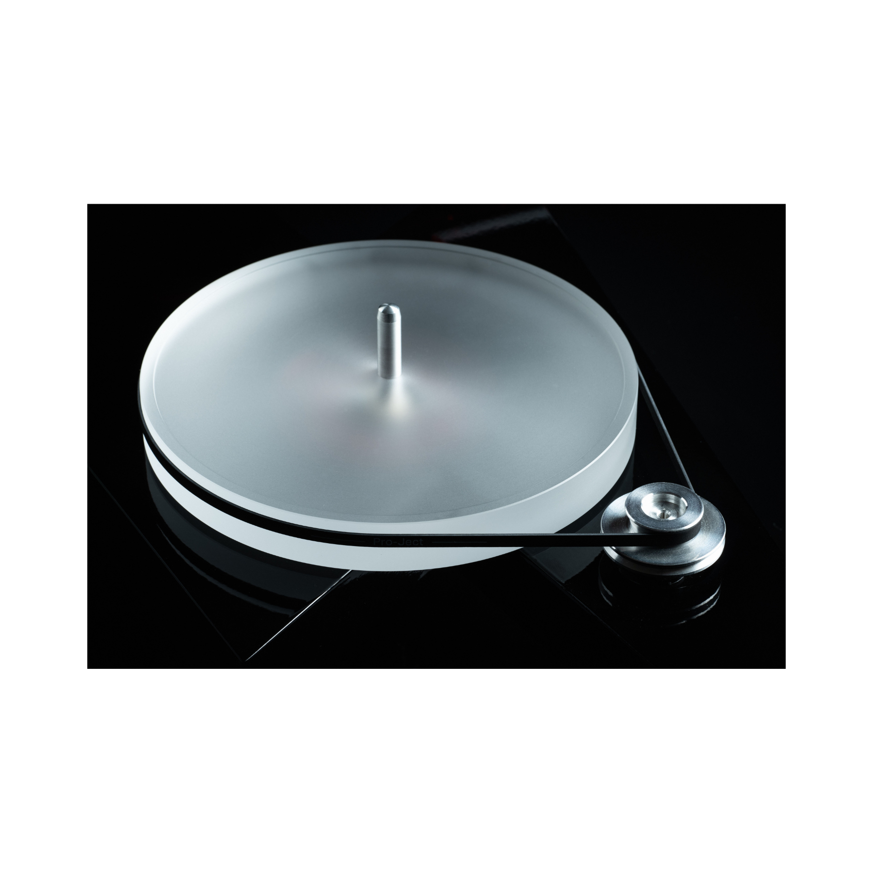 Pro-Ject AC/DC Artist Series Turntable | ListenUp